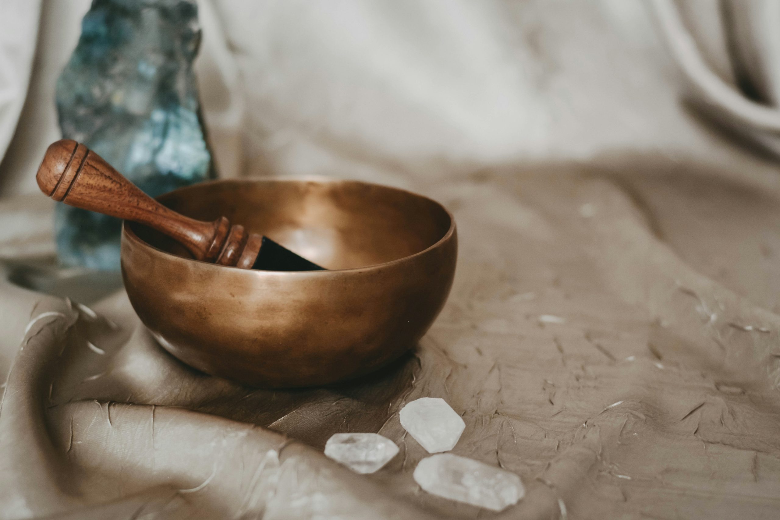 The Power of Sound Healing: Your Guide to Playing Singing Bowls